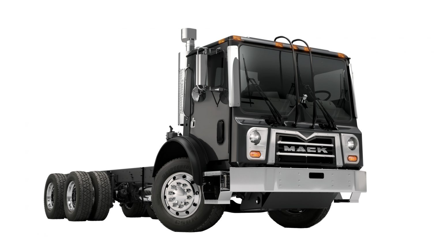 Mack Trucks Showroom - MID ONTARIO TRUCK CENTRE