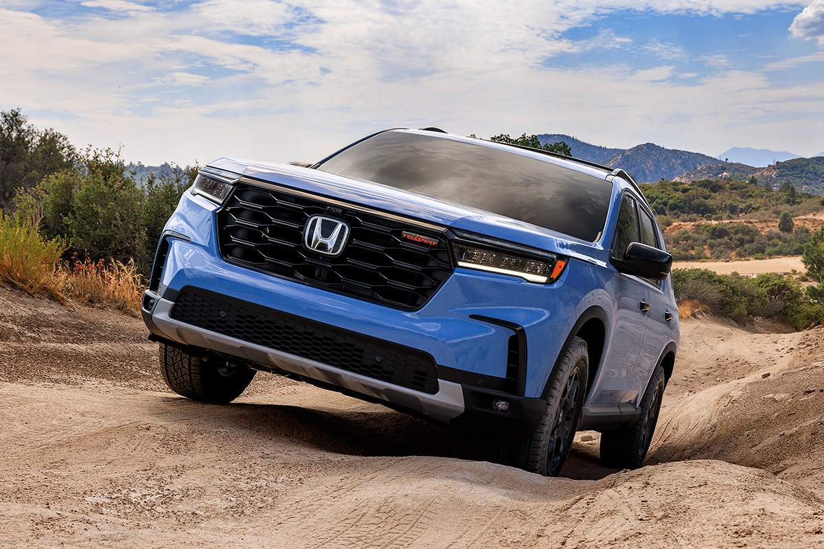 Honda Mechanics: Automotive Surgeons Delivering Exceptional Service and ...