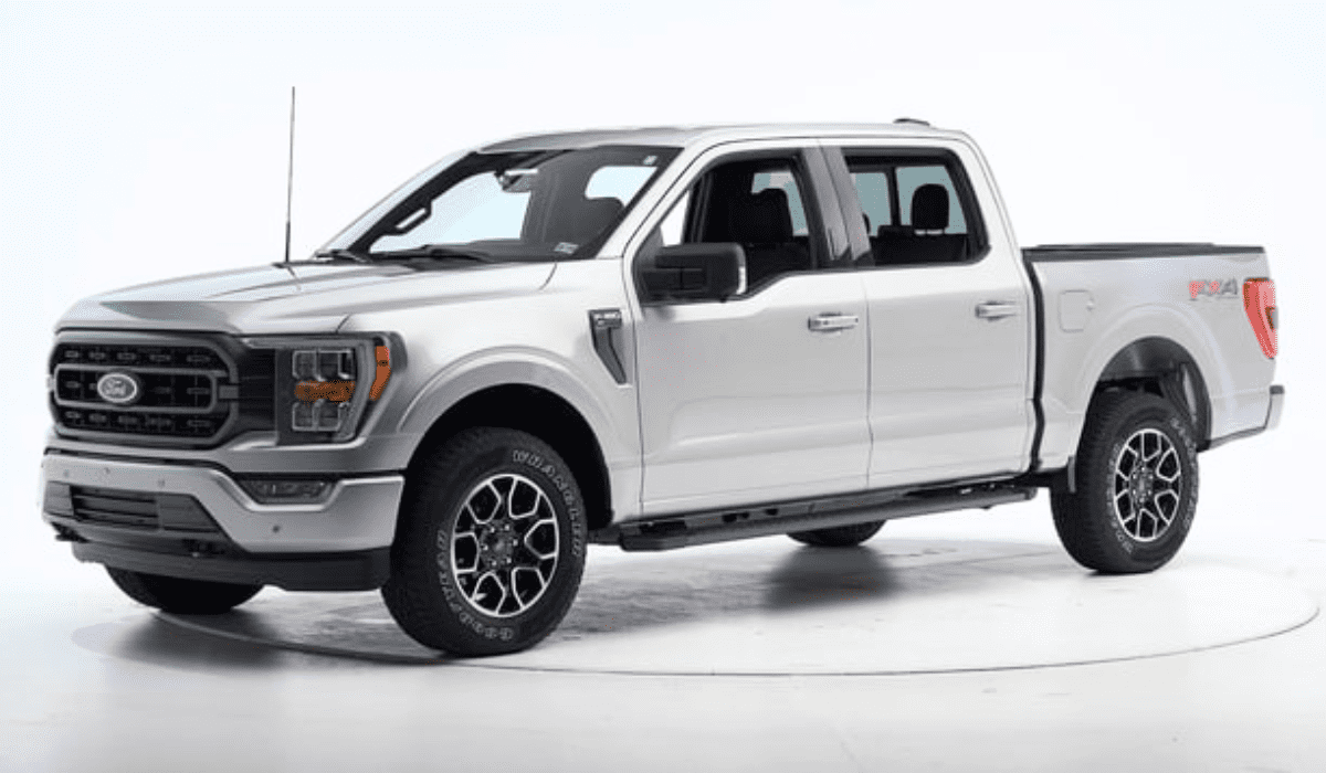11 Best Cars for Winter in Canada 2026