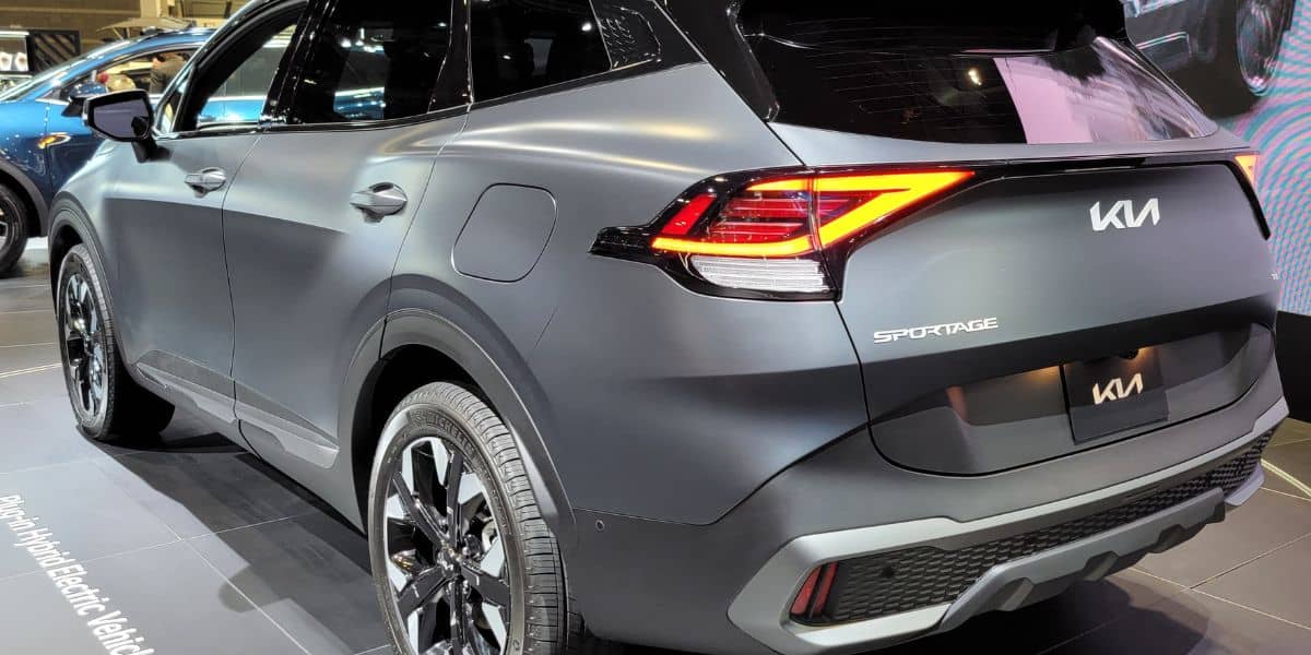 14 Best Plug-In Hybrid Cars in Canada 2026