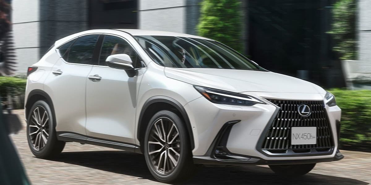 14 Best Plug-In Hybrid Cars in Canada 2025